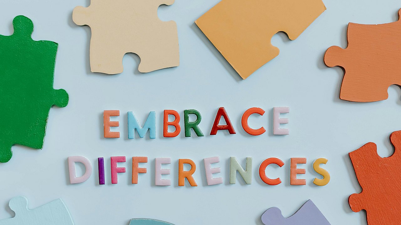 Braver Space: Jugendhilfe in der Migrationsgesellschaft